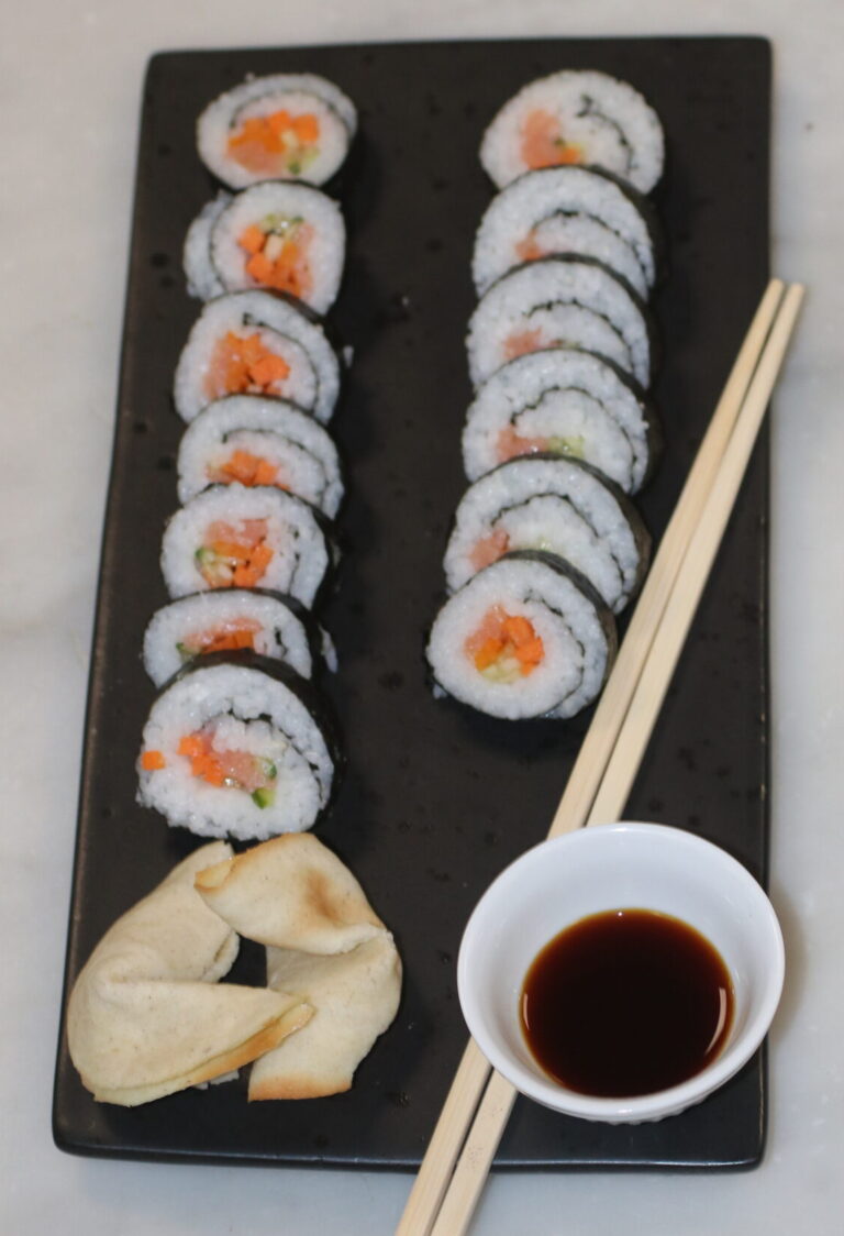 Sushi for begyndere – sådan laver du makiruller - KagerForAlle